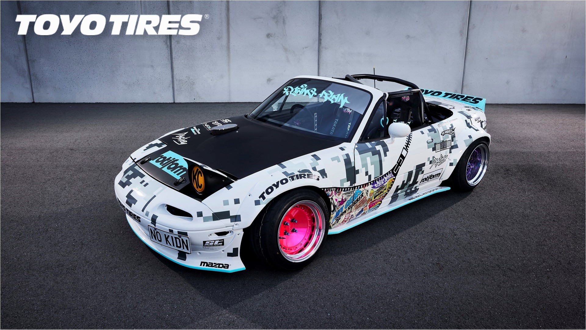 Descarga Videos & Wallpapers 4K - Toyo Tires Latino Oficial